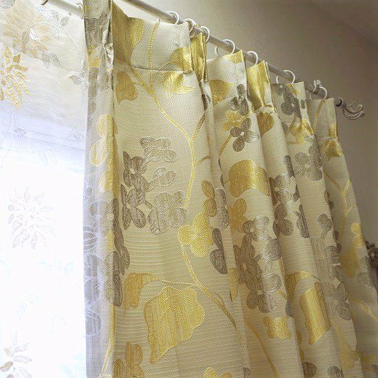 【エクストリームシリーズ】上質ジャガード・形状記憶付カーテン ＜HANAIRO はないろ イエロー＞ | びっくりカーテン｜100サイズカーテンとインテリアの専門店